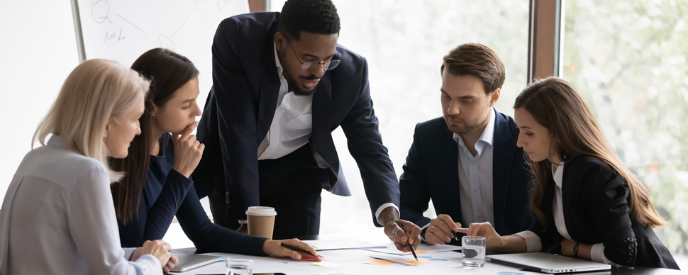 How to successfully manage a large team | Michael Page